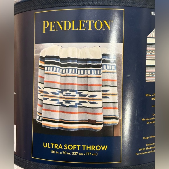 Pendleton | Bedding | Nwt Pendleton Ultra Soft White Throw Blanket 5 X 70 | Poshmark